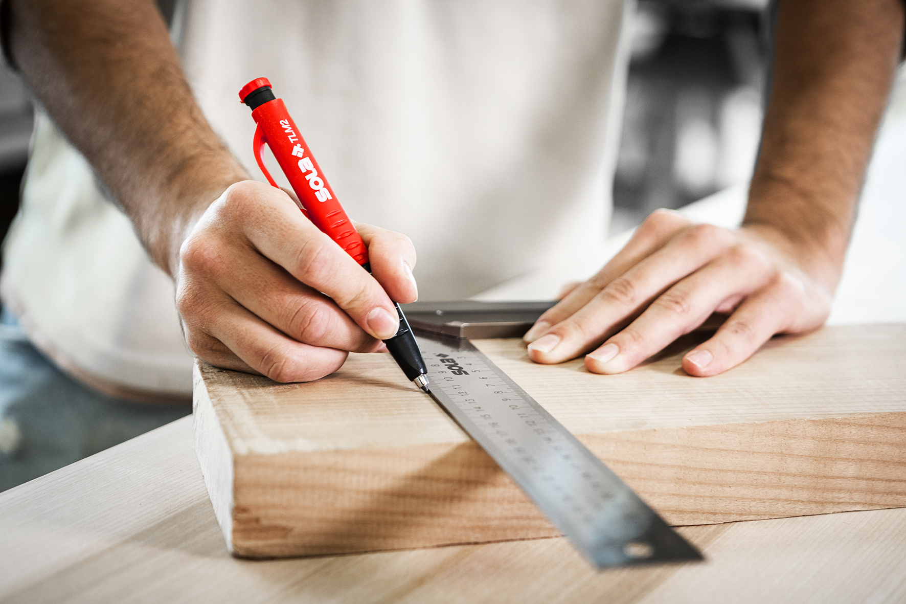 Measuring squares and rules – SOLA