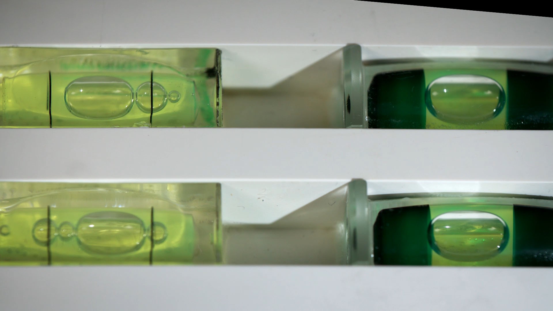 How do you identify high-quality spirit levels? The Vial